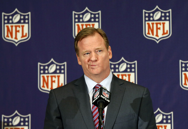 NFL to pay $42M for using retired players images