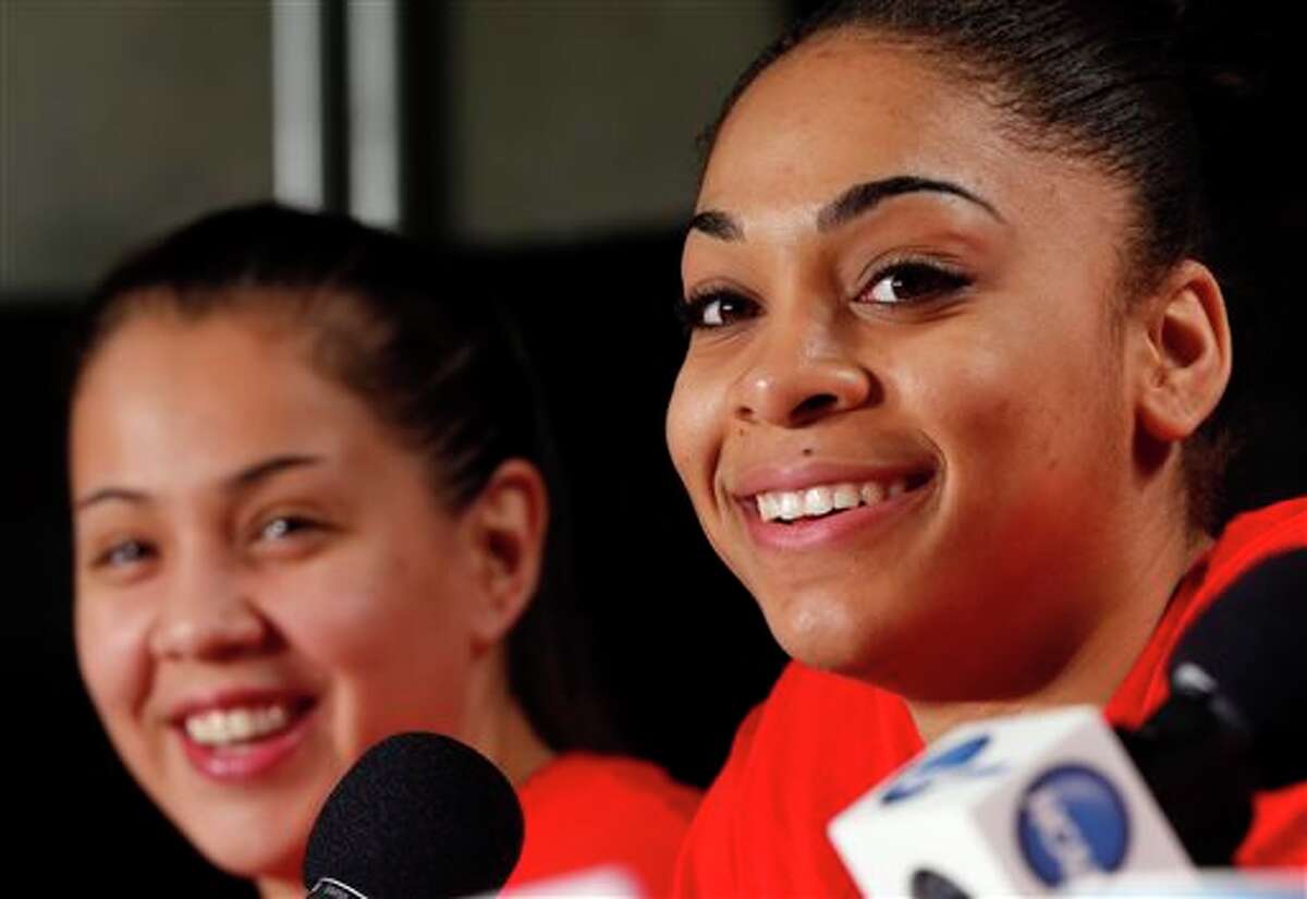 Bria Smith, Shoni Schimmel