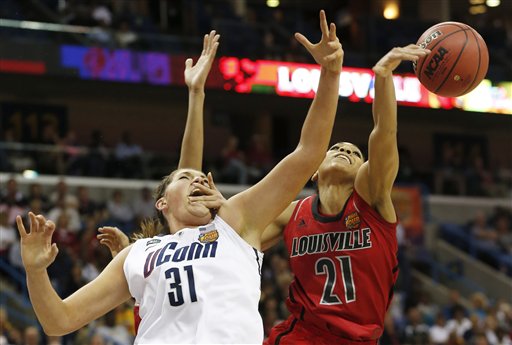 Bria Smith, Stefanie Dolson