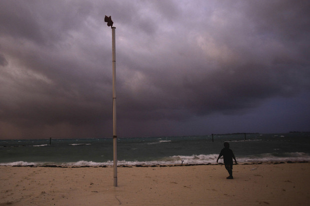 Hurricane Irene: Latest path shows direct Connecticut hit (slideshow)