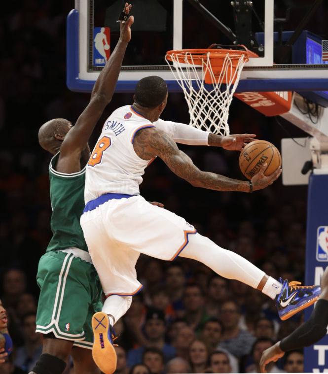 Kevin Garnett, J.R. Smith