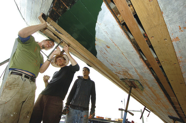Pete Seeger's environmental sloop "Clearwater" getting repairs in Norwalk
