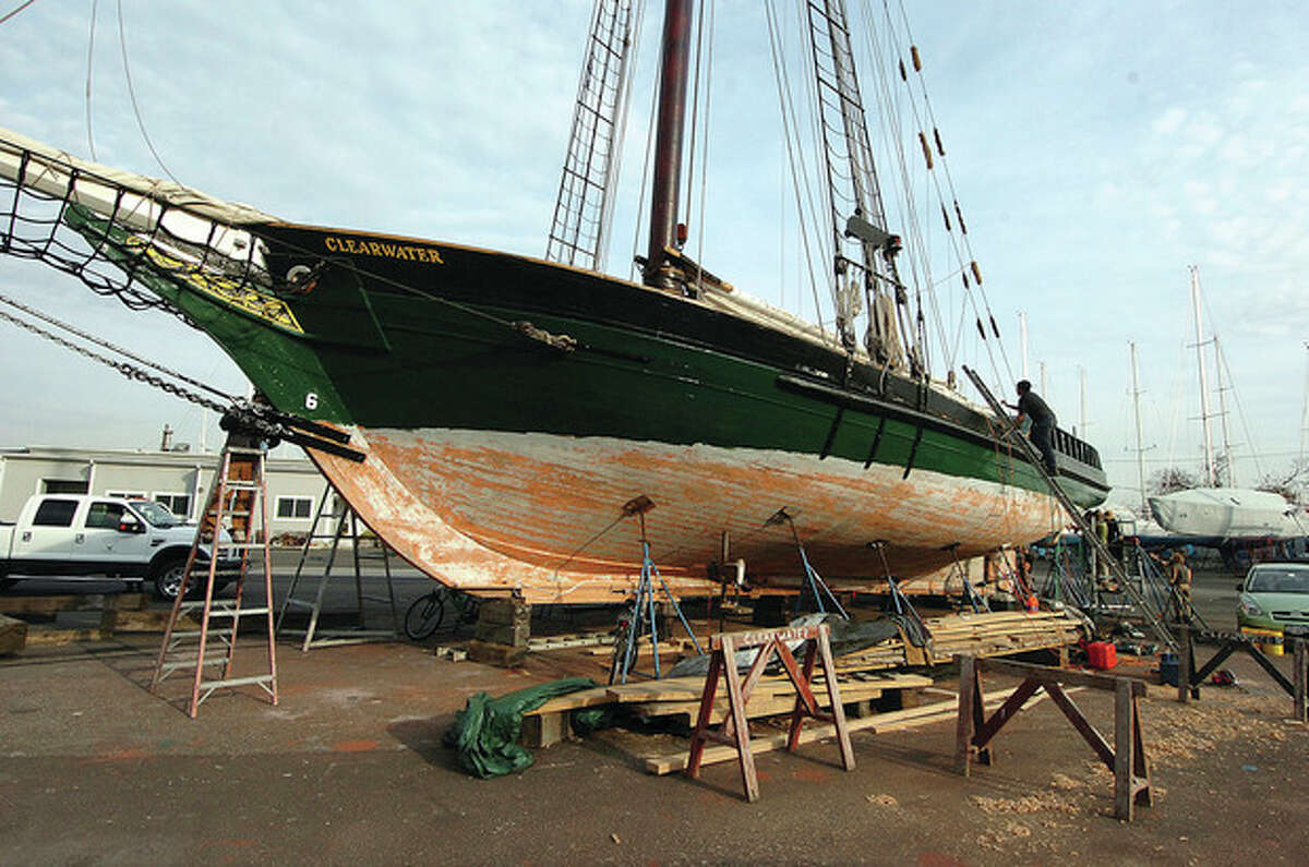 Pete Seeger's environmental sloop "Clearwater" getting repairs in Norwalk