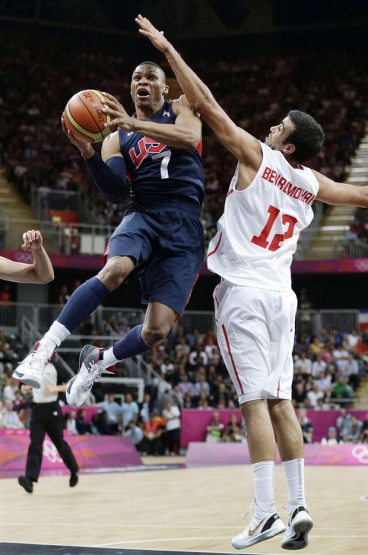 US beats Tunisia 110-63 in men's Olympic hoops
