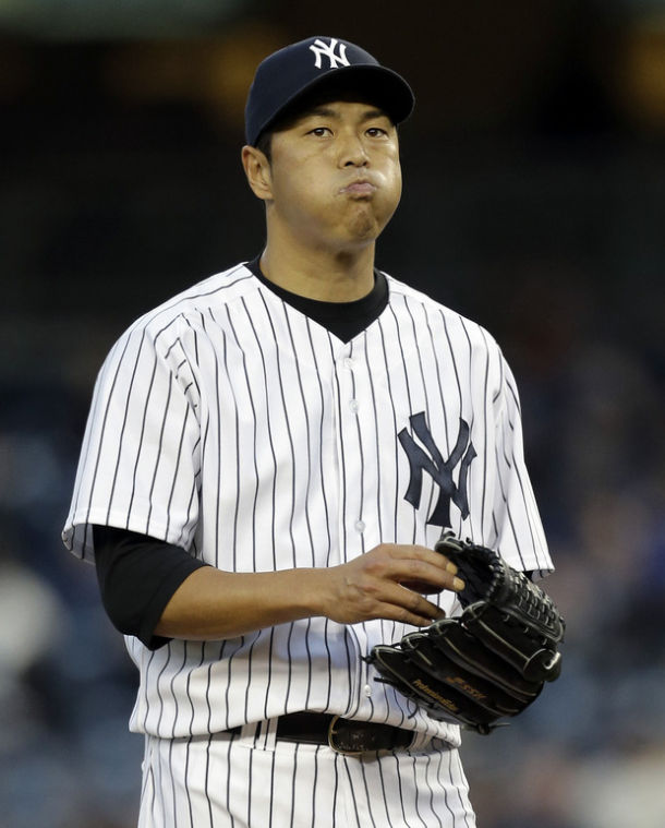 Cano leads Yanks over Jays