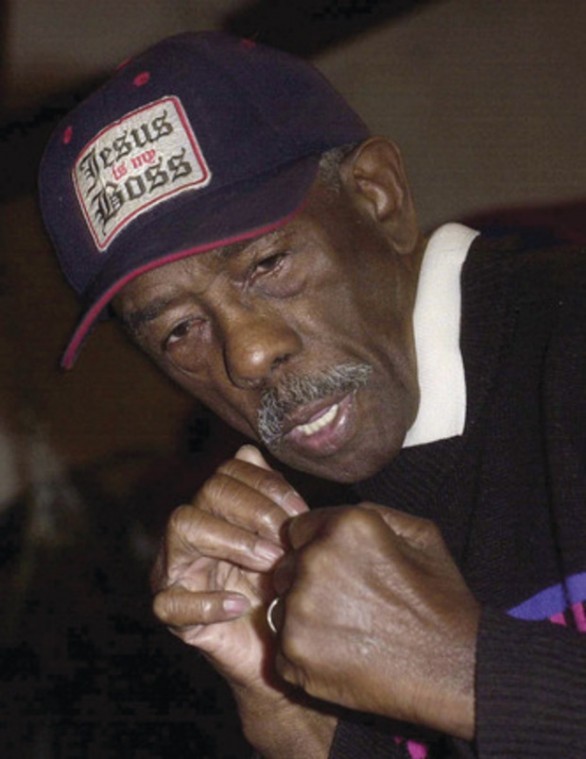 Legendary Norwalk boxing trainer Deacon John Harris dies at 85