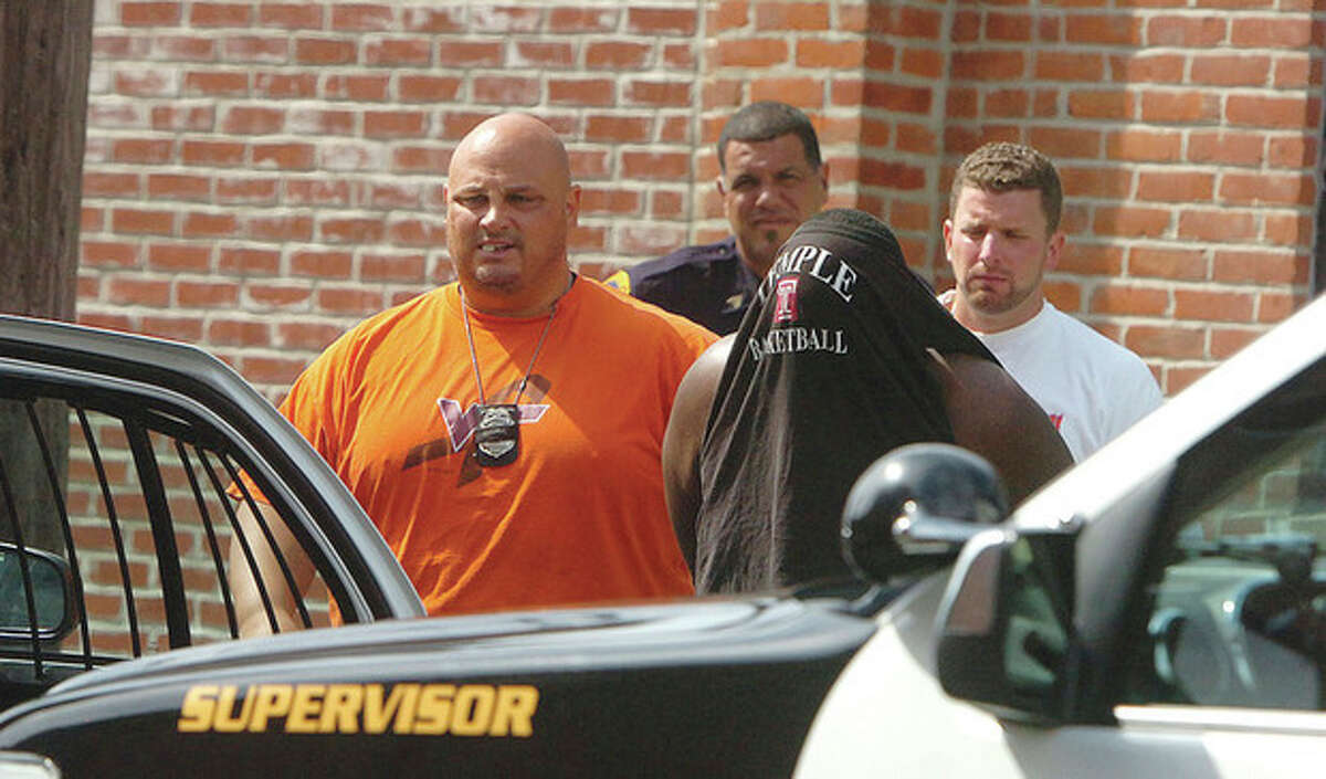 Norwalk man charged with attempted murder in stabbing Norwalk man charged with attempted murder in stabbing