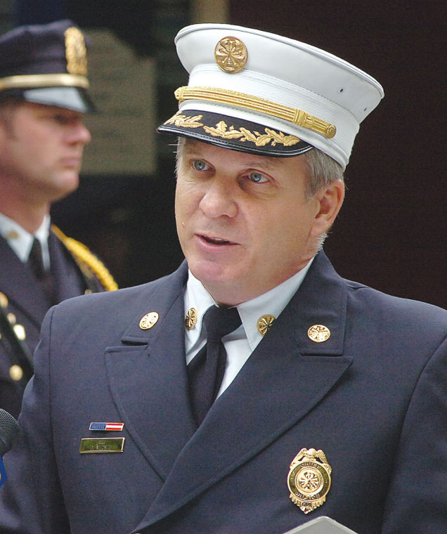 Wilton fire chief announces retirement
