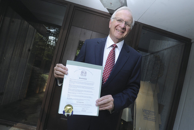 Weston's Harold Shupack honored for decades of service to town