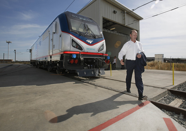 Amtrak unveils locomotives to replace aging fleet