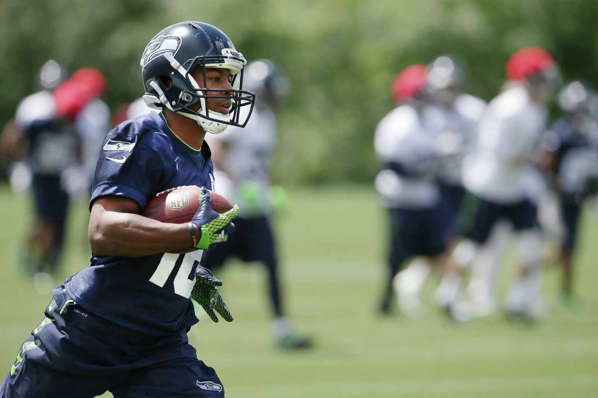 Photos: Seahawks minicamp (Day 2)