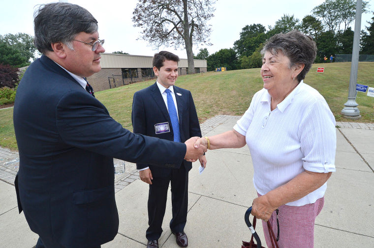 Turnout "not heavy" in Norwalk Democratic mayoral primary