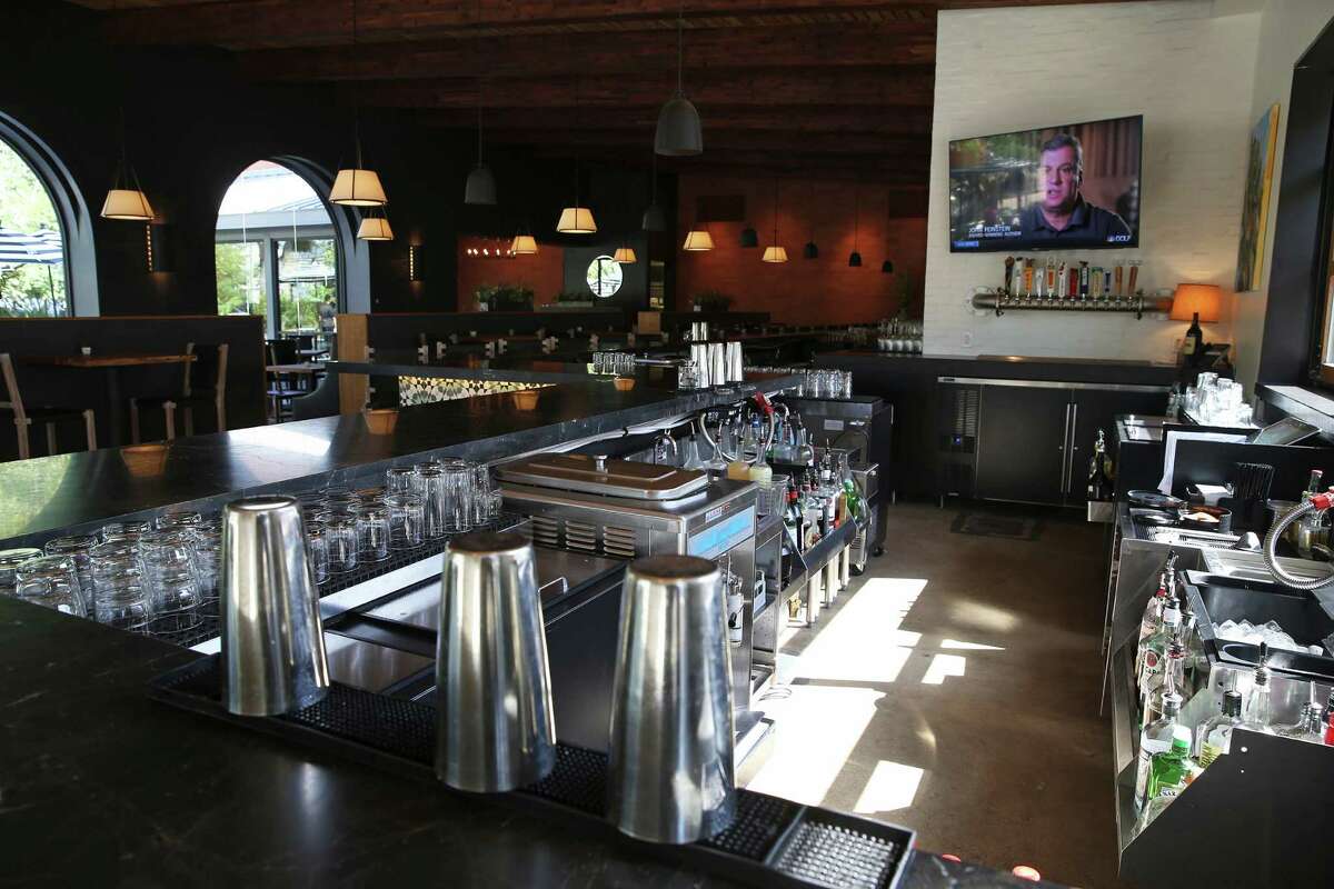 Restaurant review: Down on Grayson is near The Pearl, but definitely ...