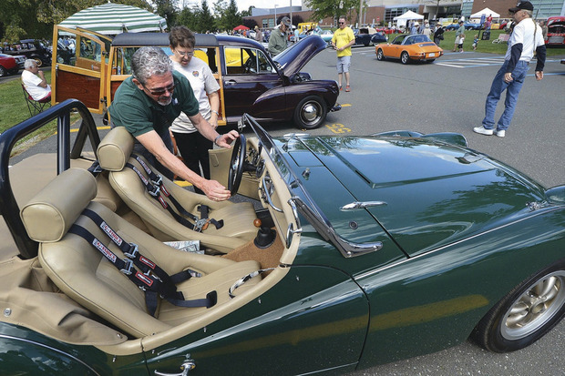 Classic car show held at Weston High School Sunday
