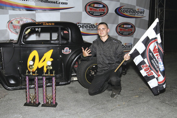 Auto racing roundup: Izzo wraps up track championship in grand style