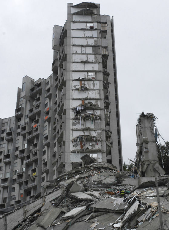 Building collapses in Colombia, 11 missing