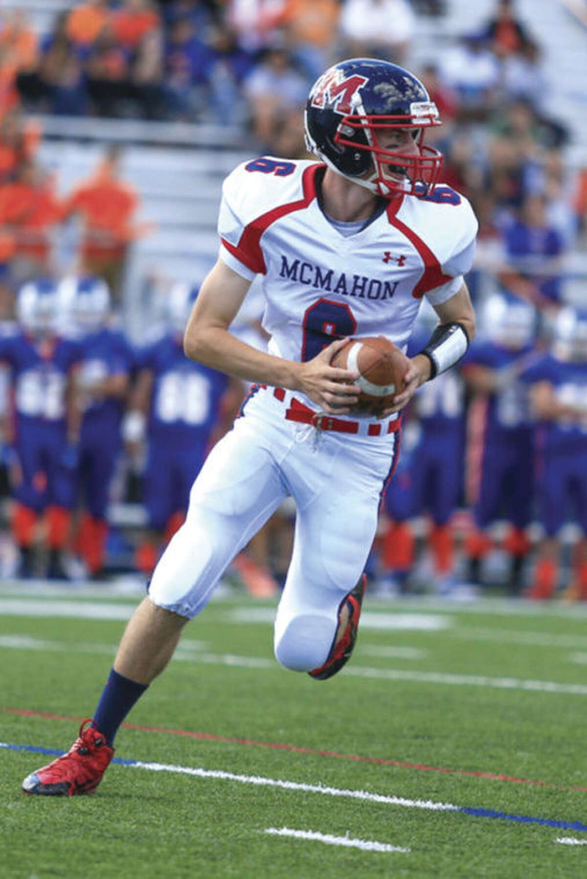 High School Football Notebook: Brien McMahon finding consistency