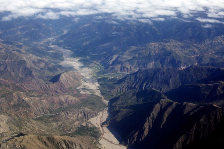 Peru Unearthing The Bodies