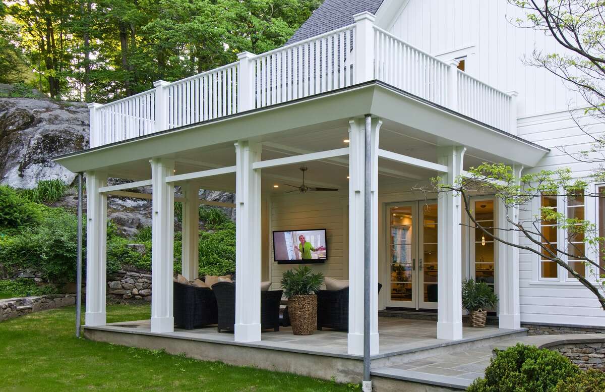 Greenwich home combines plethora of eco-friendly designs