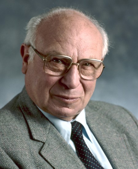 Longtime CBS News producer Bernard Birnbaum dies