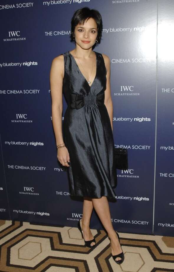 Norah Jones tries hand at acting - The Hour