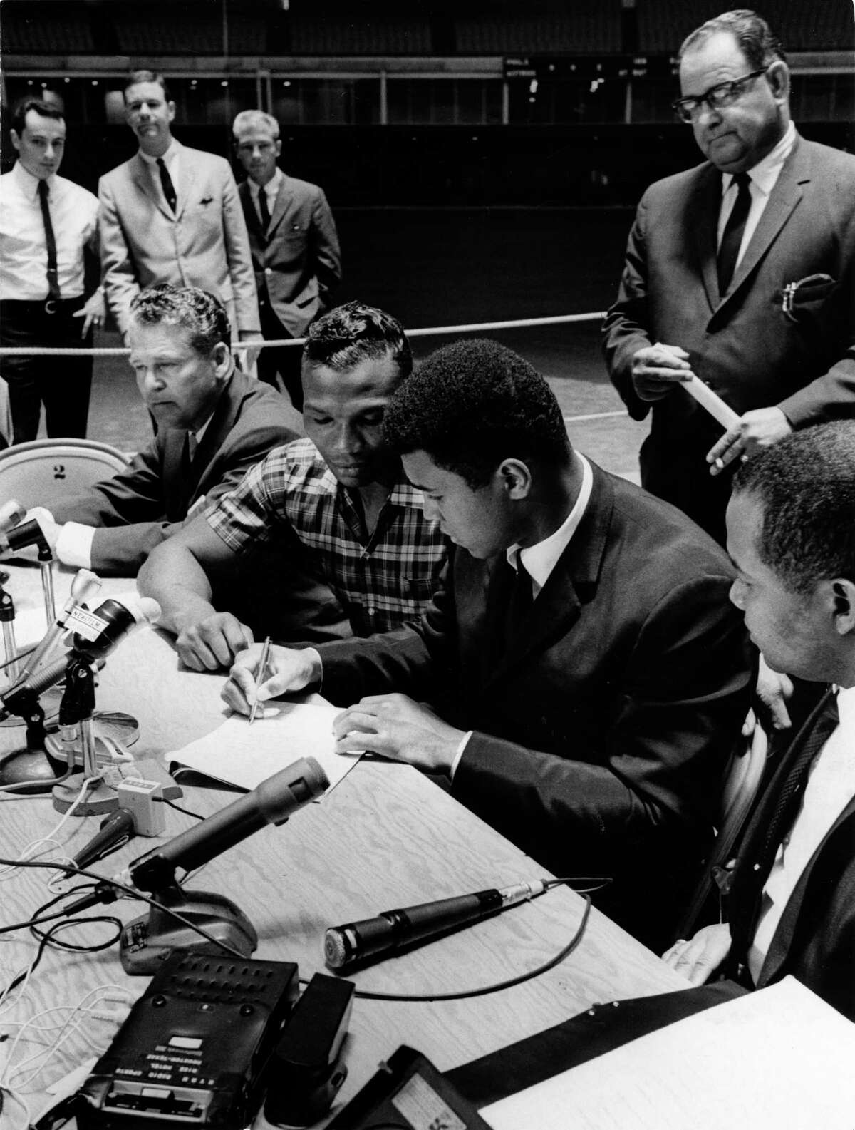 Muhammad Ali and Houston, a star-crossed pair