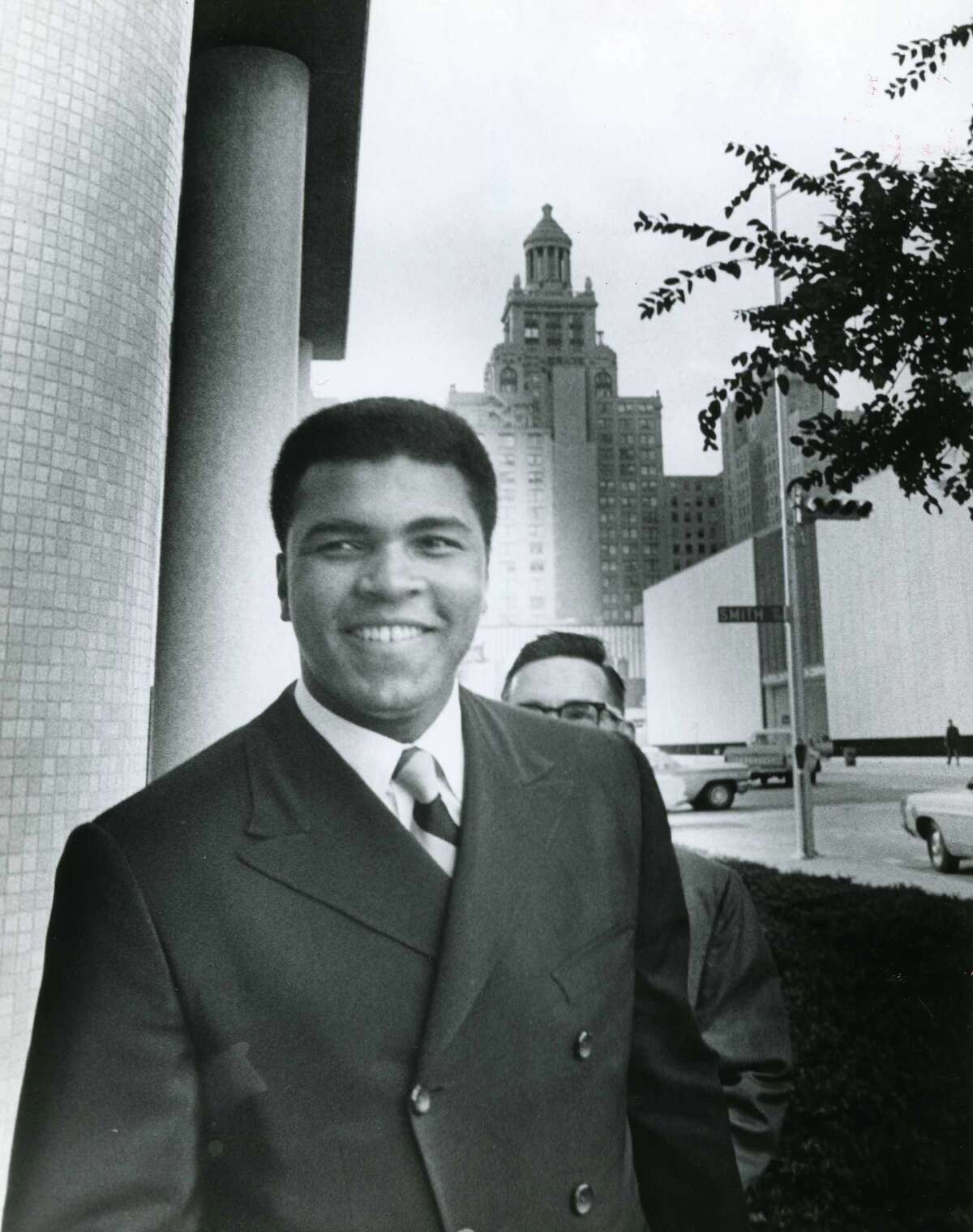 Muhammad Ali and Houston, a star-crossed pair