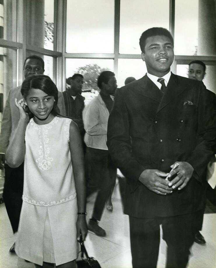 Muhammad Ali and Houston, a star-crossed pair - Houston Chronicle