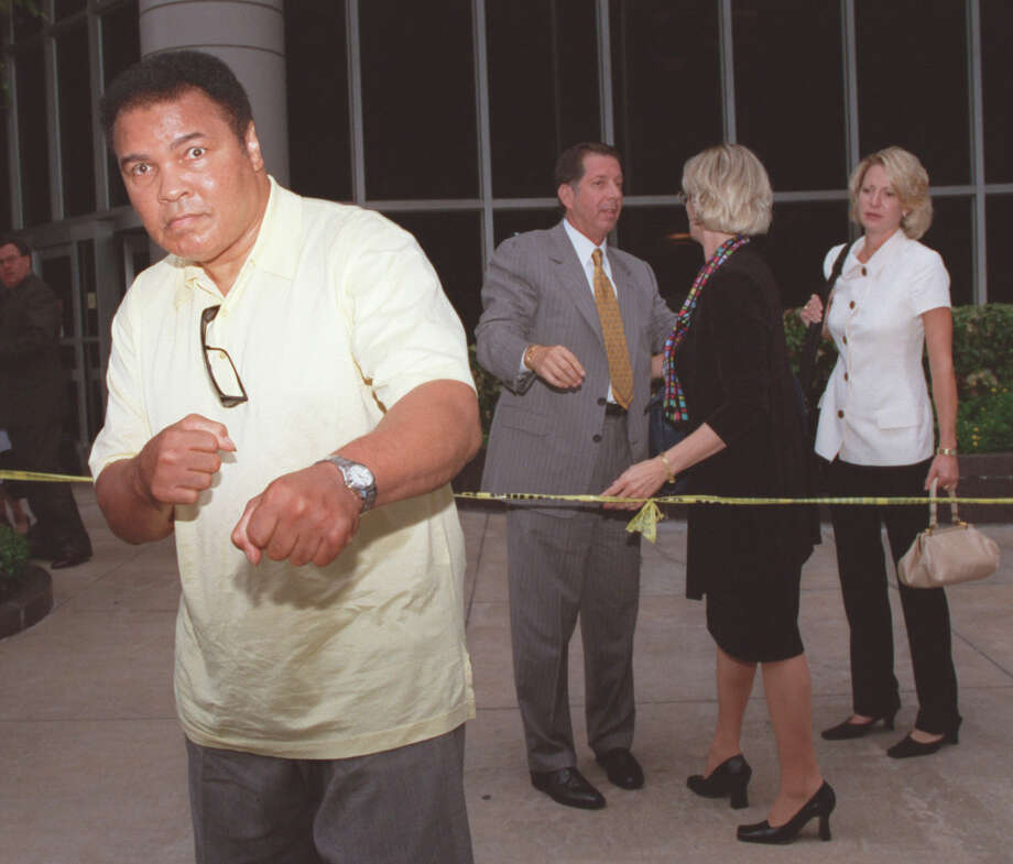 Muhammad Ali and Houston, a star-crossed pair - Houston Chronicle