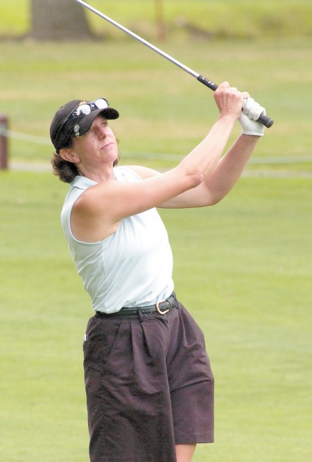 Johnson reclaims her city golf championship