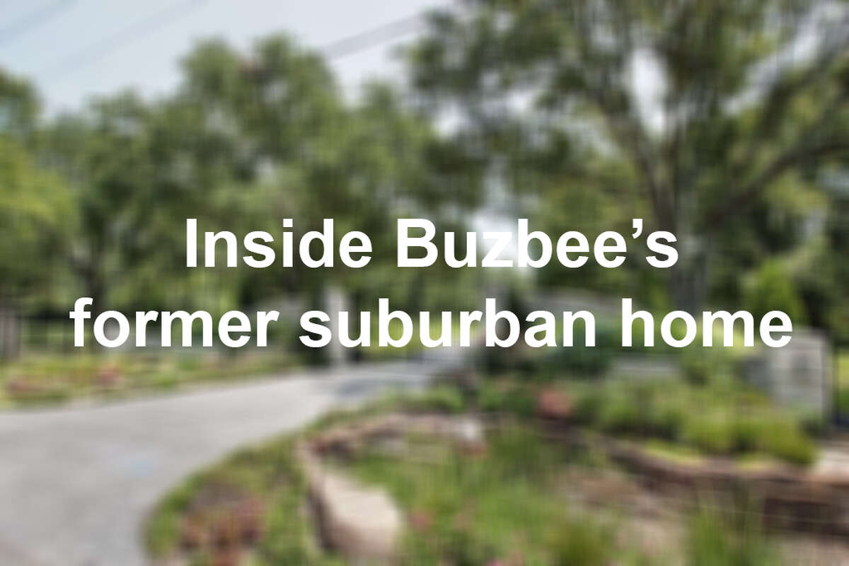 Tony Buzbee is hosting Donald Trump's Houston fundraiser. Who is he?