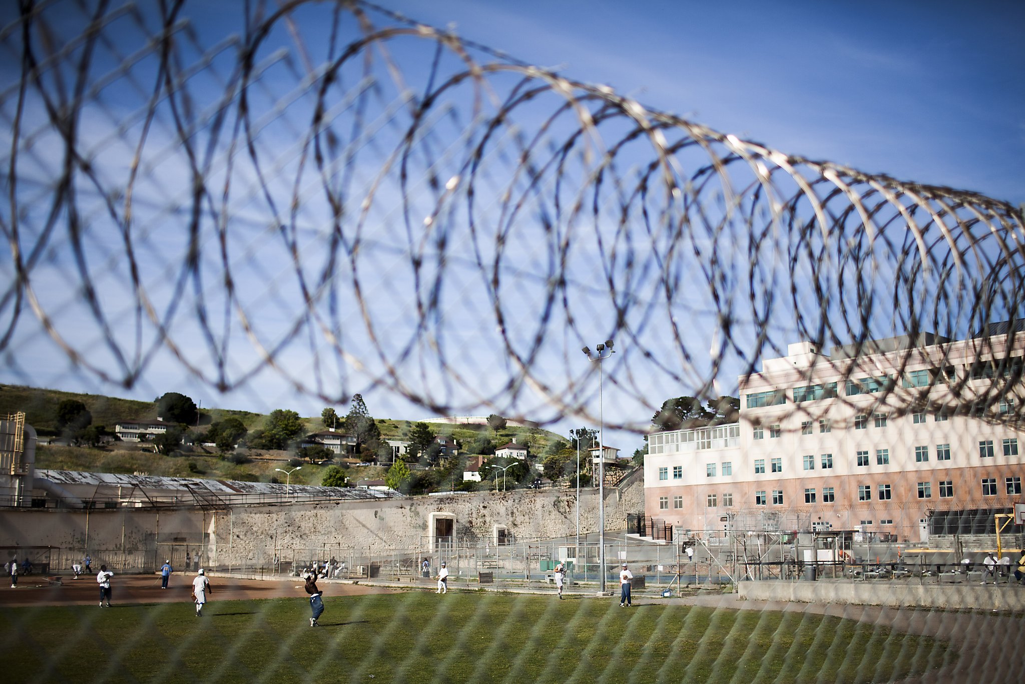 San Quentin inmates rise together in sacred choral chant