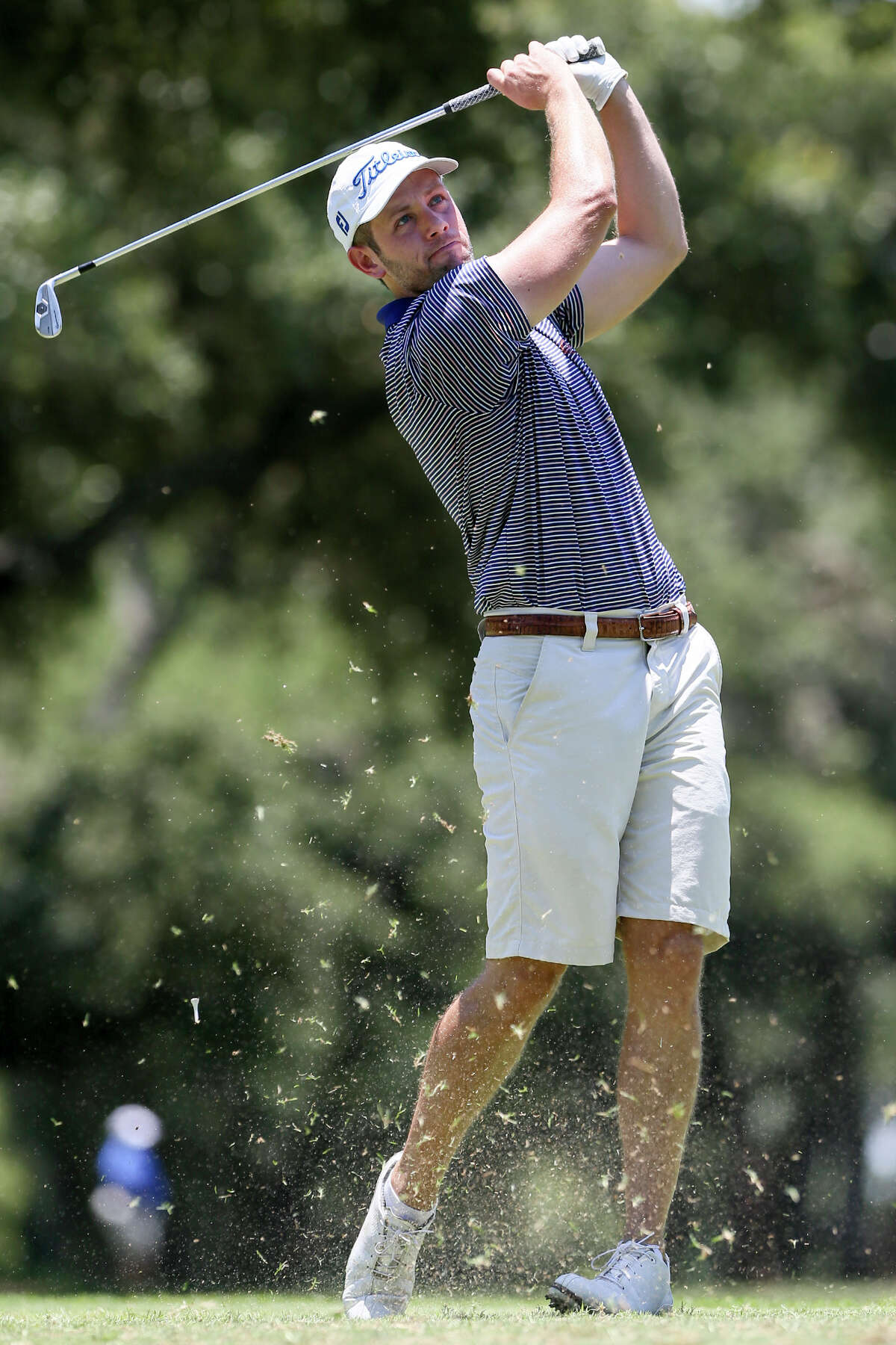 Strong second round propels Sewell to lead at Texas Amateur