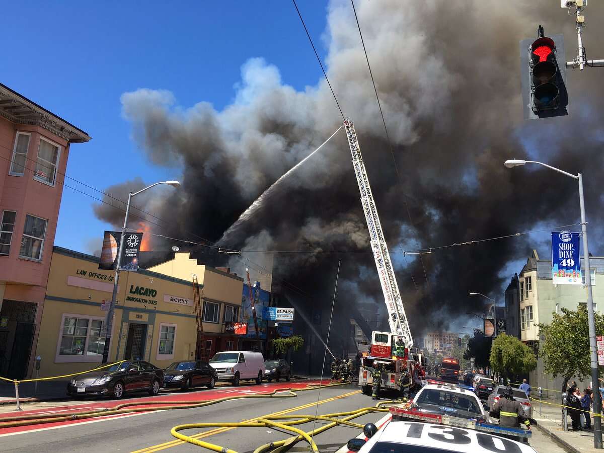 42 displaced as firefighters contain huge 5-alarm fire in Mission