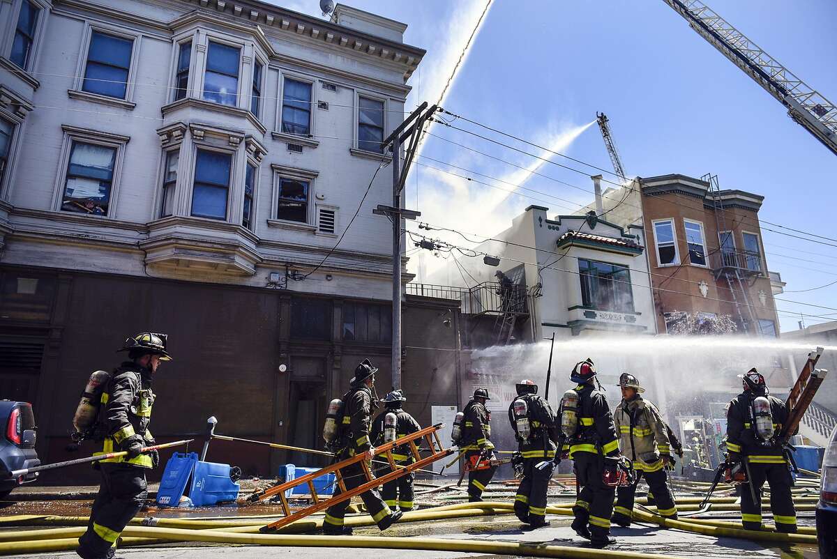 42 displaced as firefighters contain huge 5-alarm fire in Mission