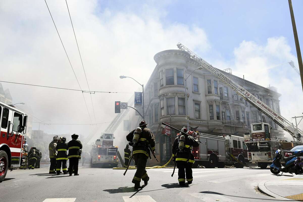 42 displaced as firefighters contain huge 5-alarm fire in Mission