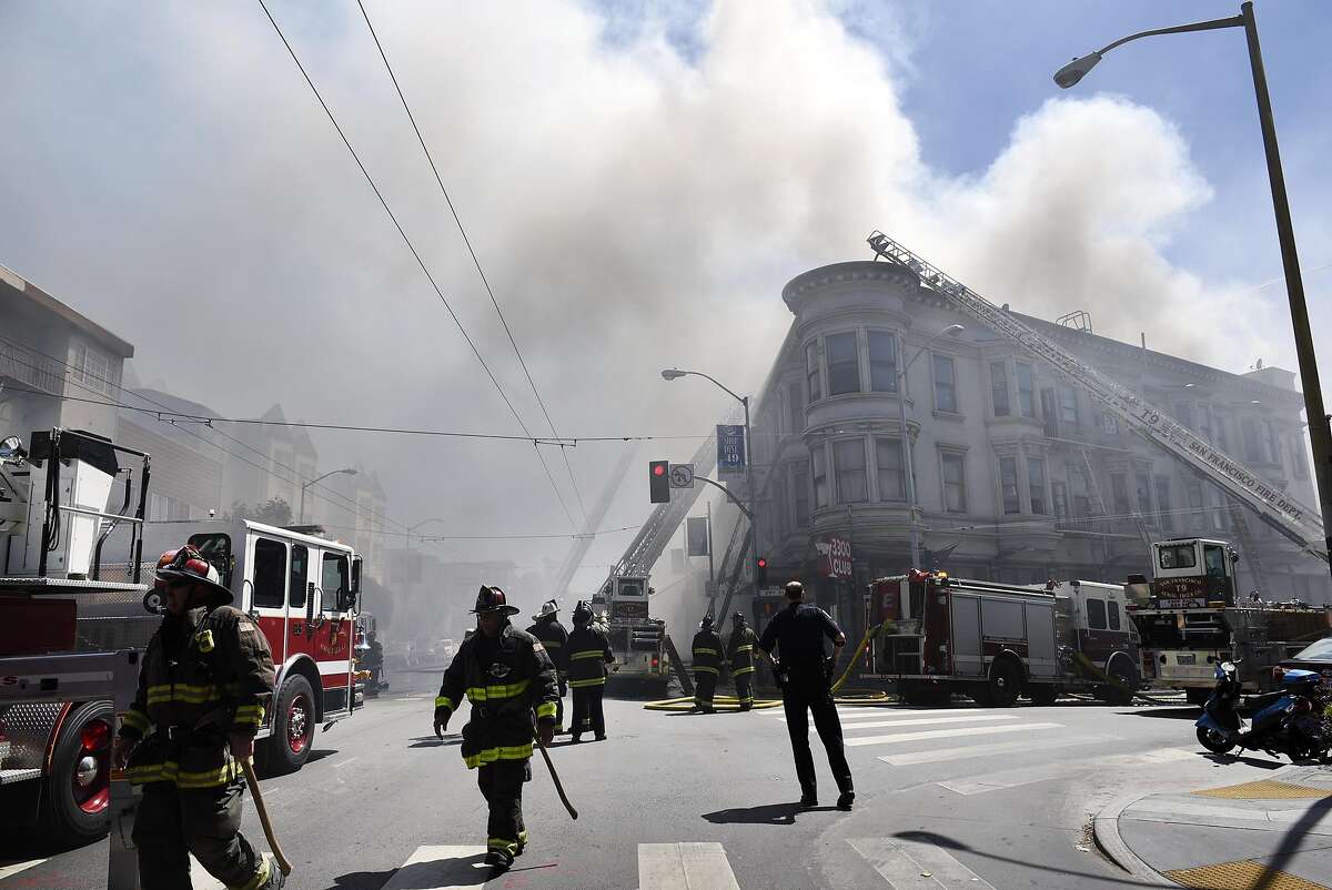 42 displaced as firefighters contain huge 5-alarm fire in Mission