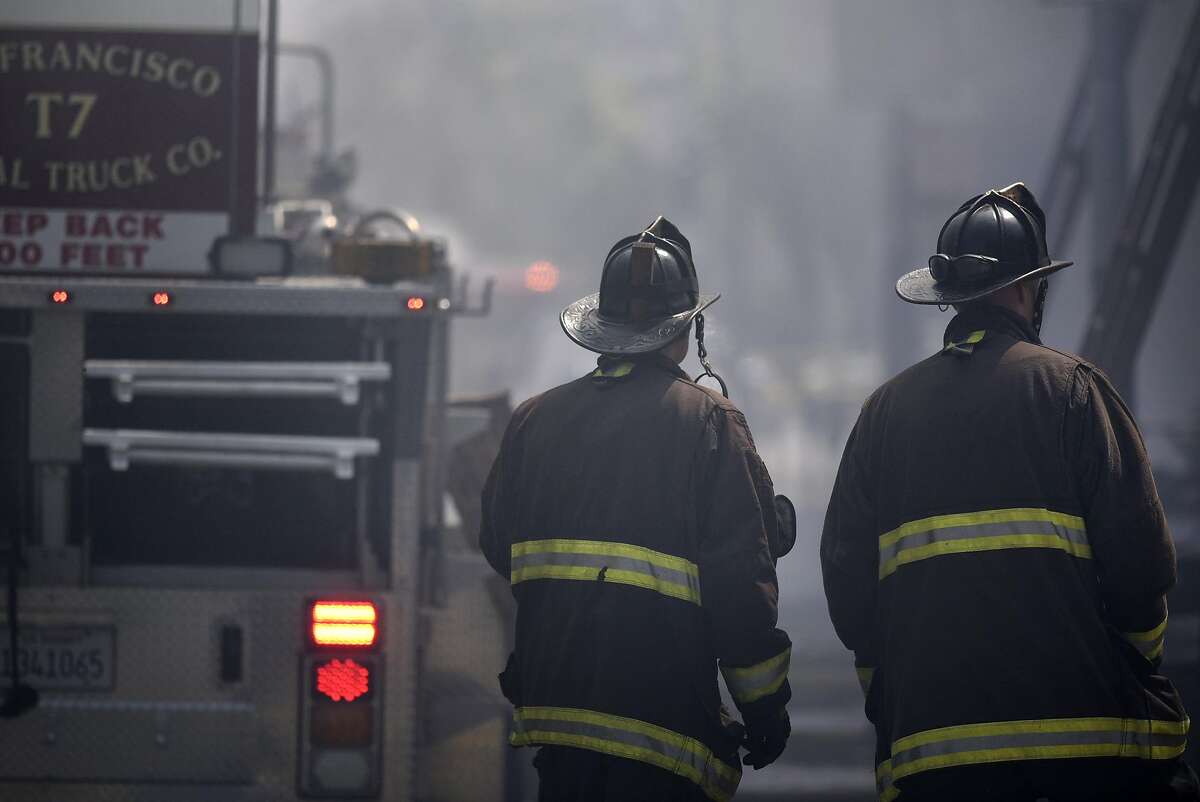 42 displaced as firefighters contain huge 5-alarm fire in Mission