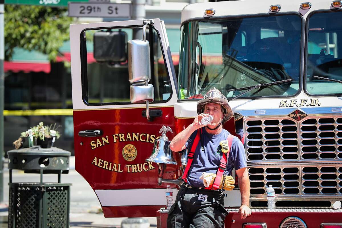 42 displaced as firefighters contain huge 5-alarm fire in Mission