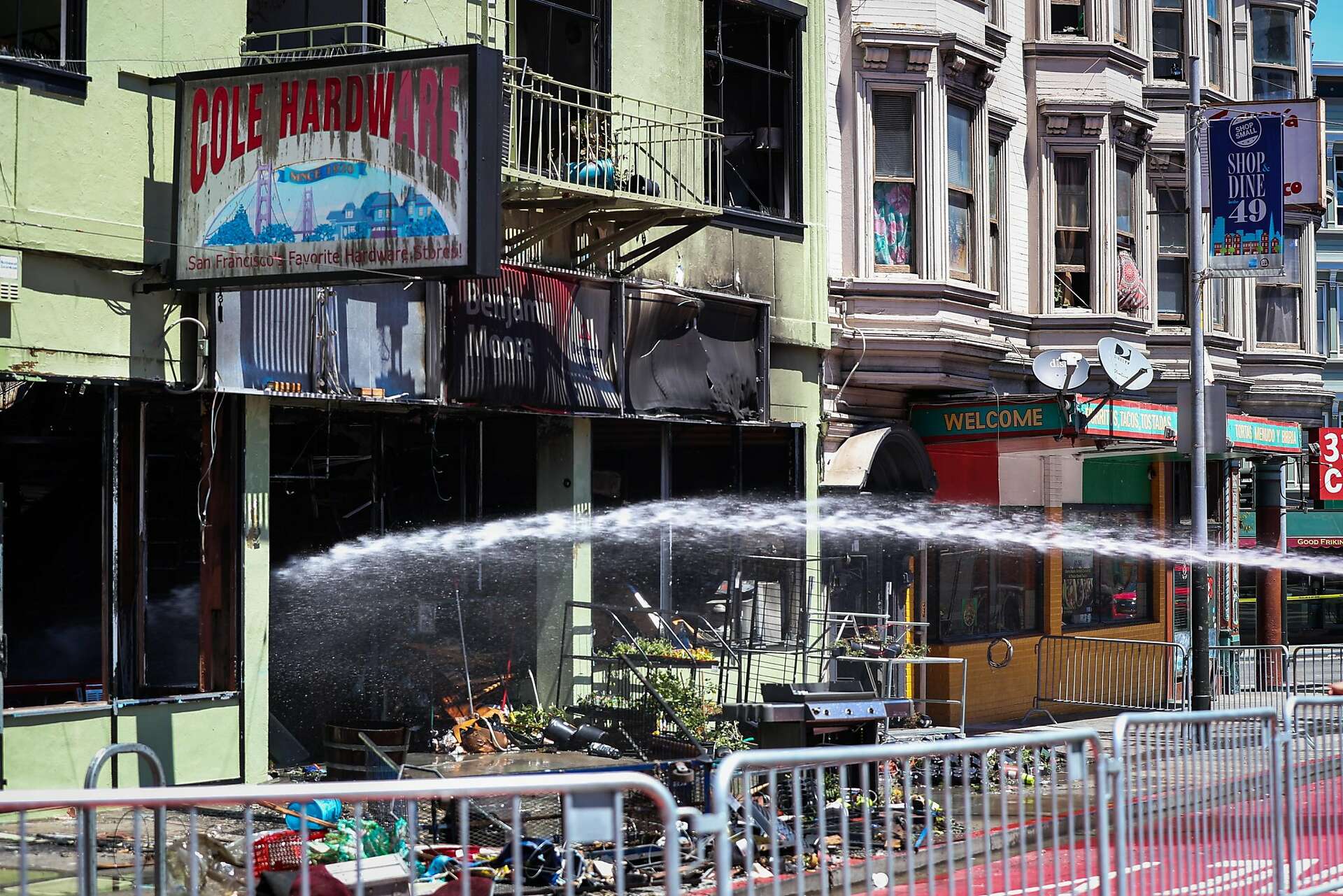 42 displaced as firefighters contain huge 5-alarm fire in Mission