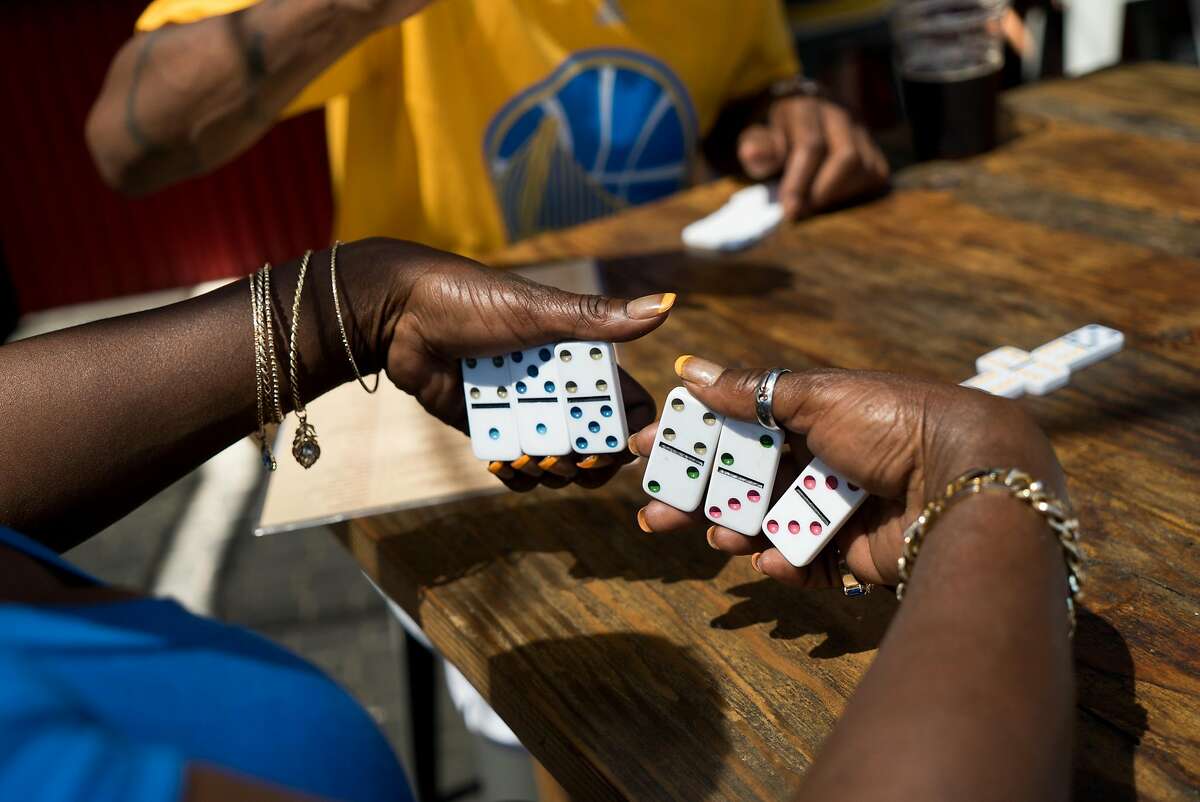 Thrust into starting lineup, Ezeli unable to step up