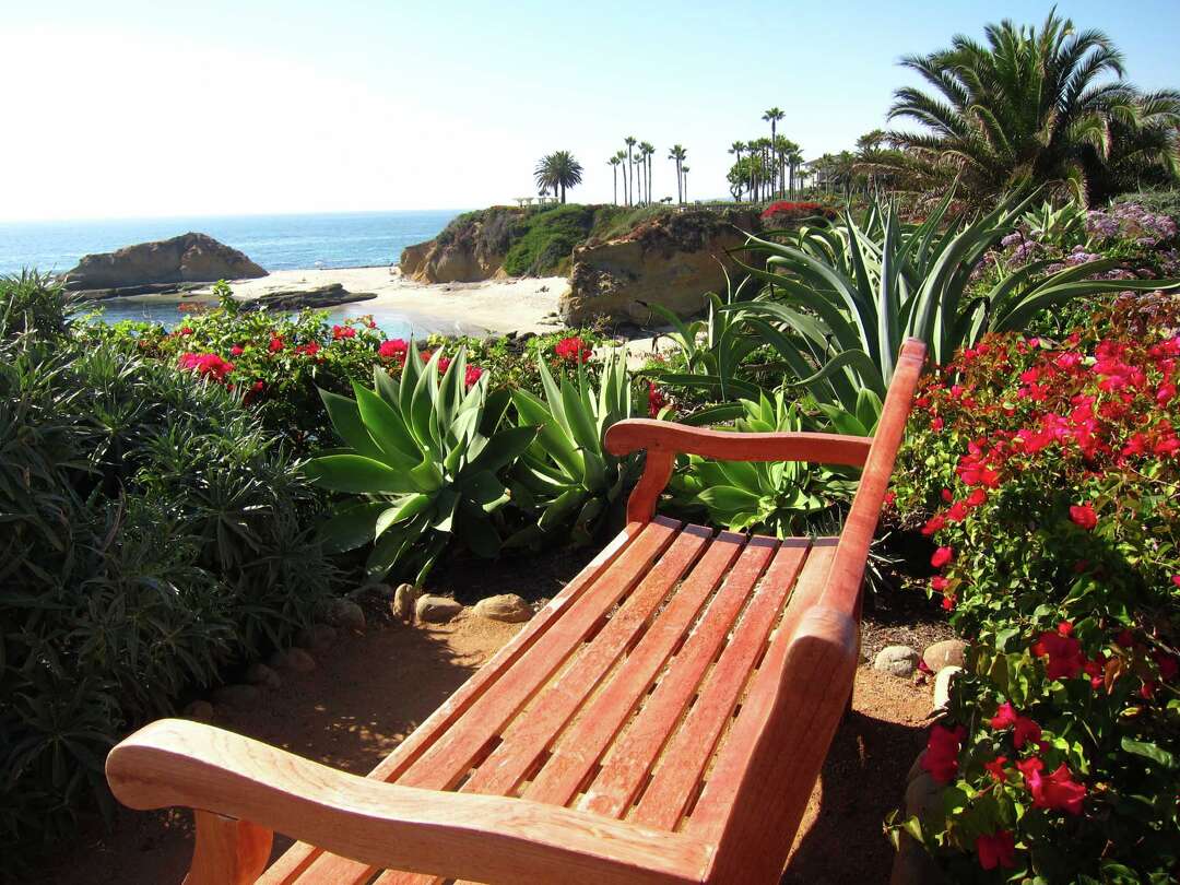 Endless summer: Laguna Beach’s enchanting views span art to starfish to ...