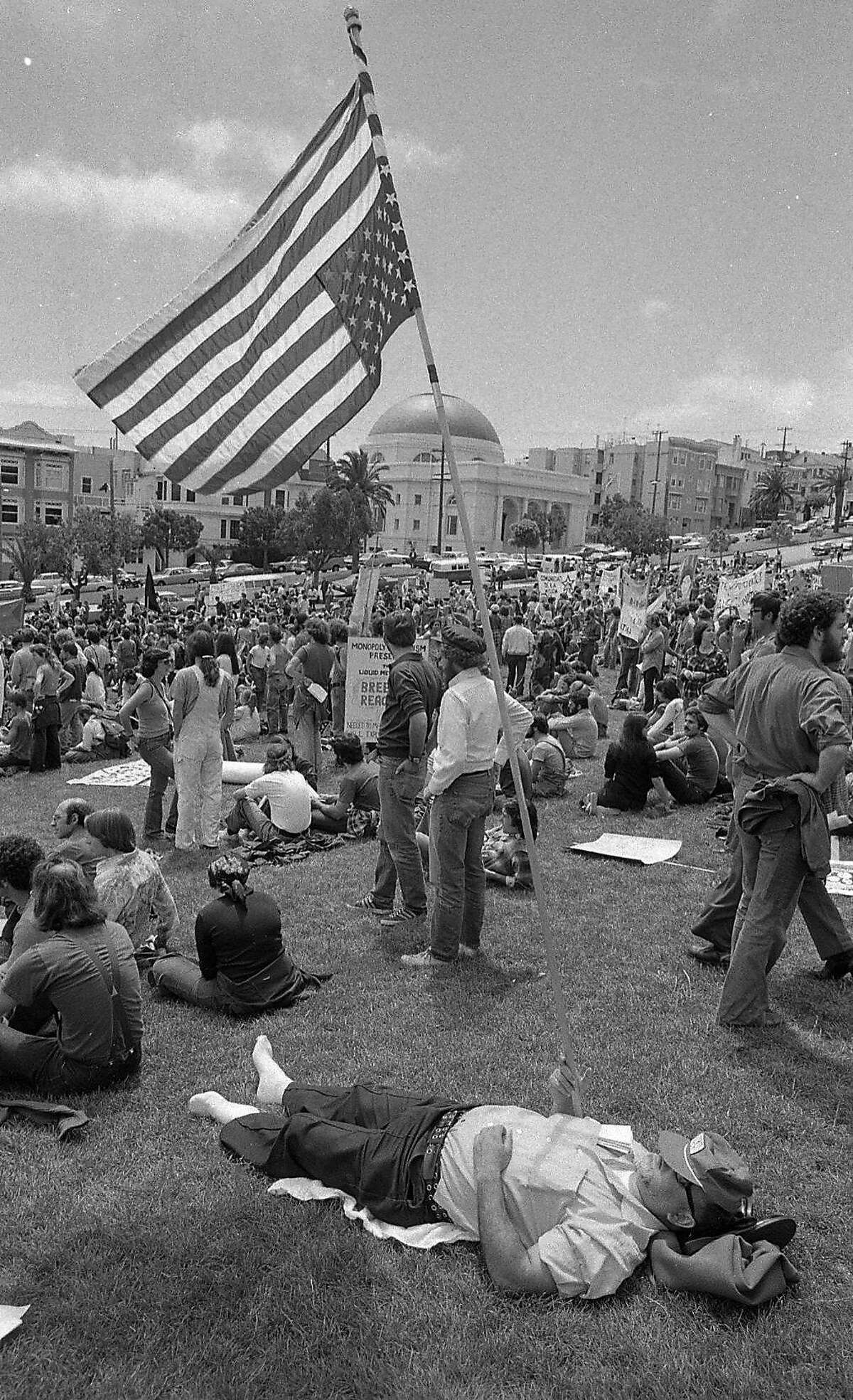 40 years ago: The biggest Bay Area July 4 bash in two centuries