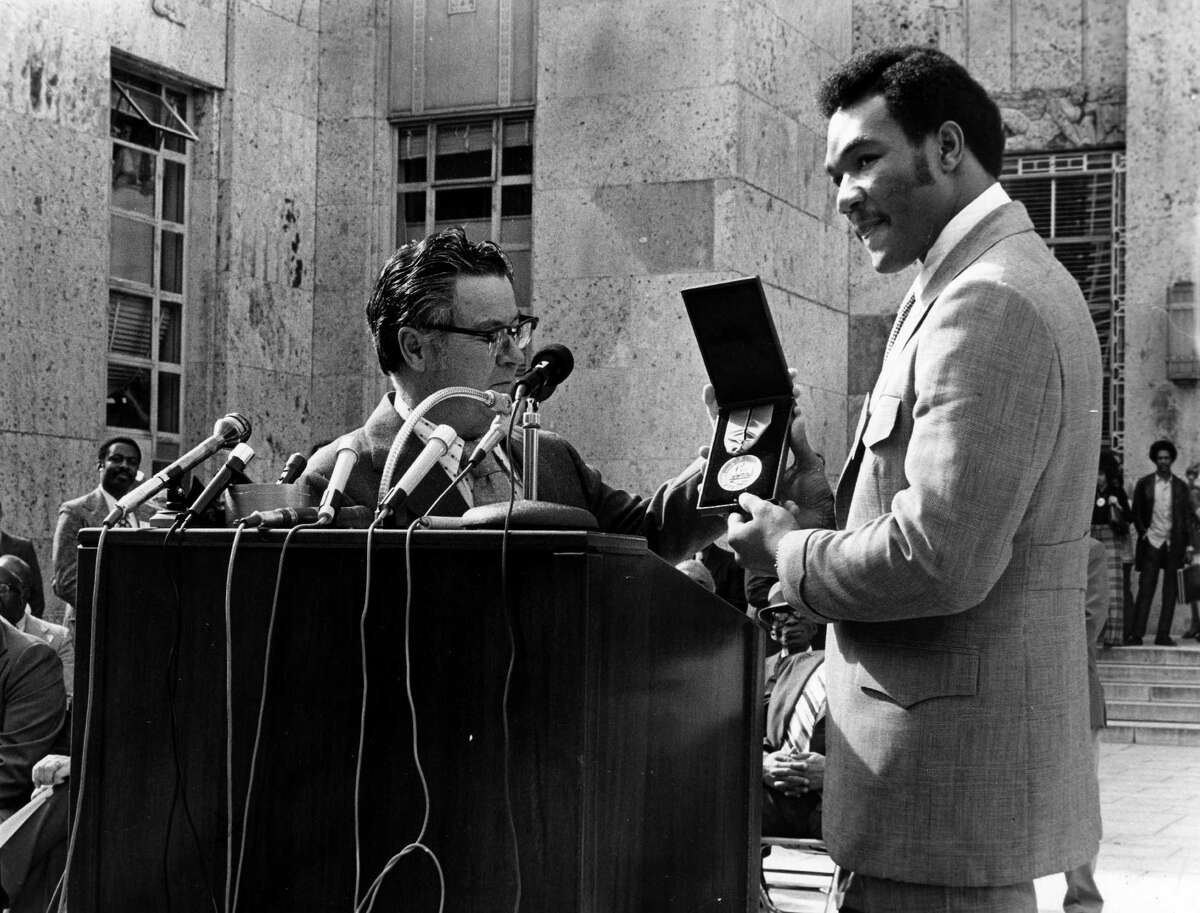 George Foreman thrives as boxer, entrepreneur, Houstonian