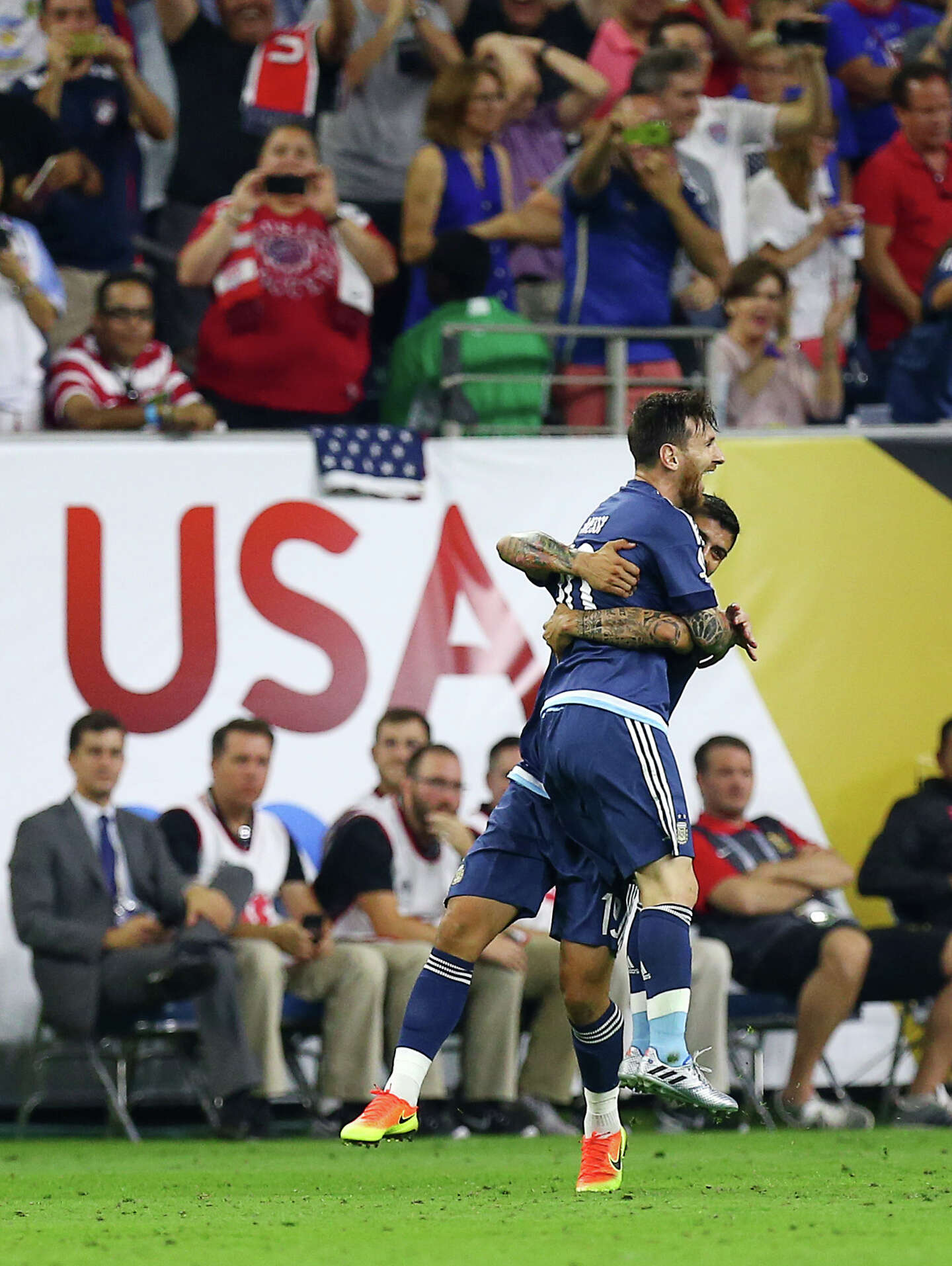 Lionel Messi dazzles as Argentina dominates USA in Copa America semi