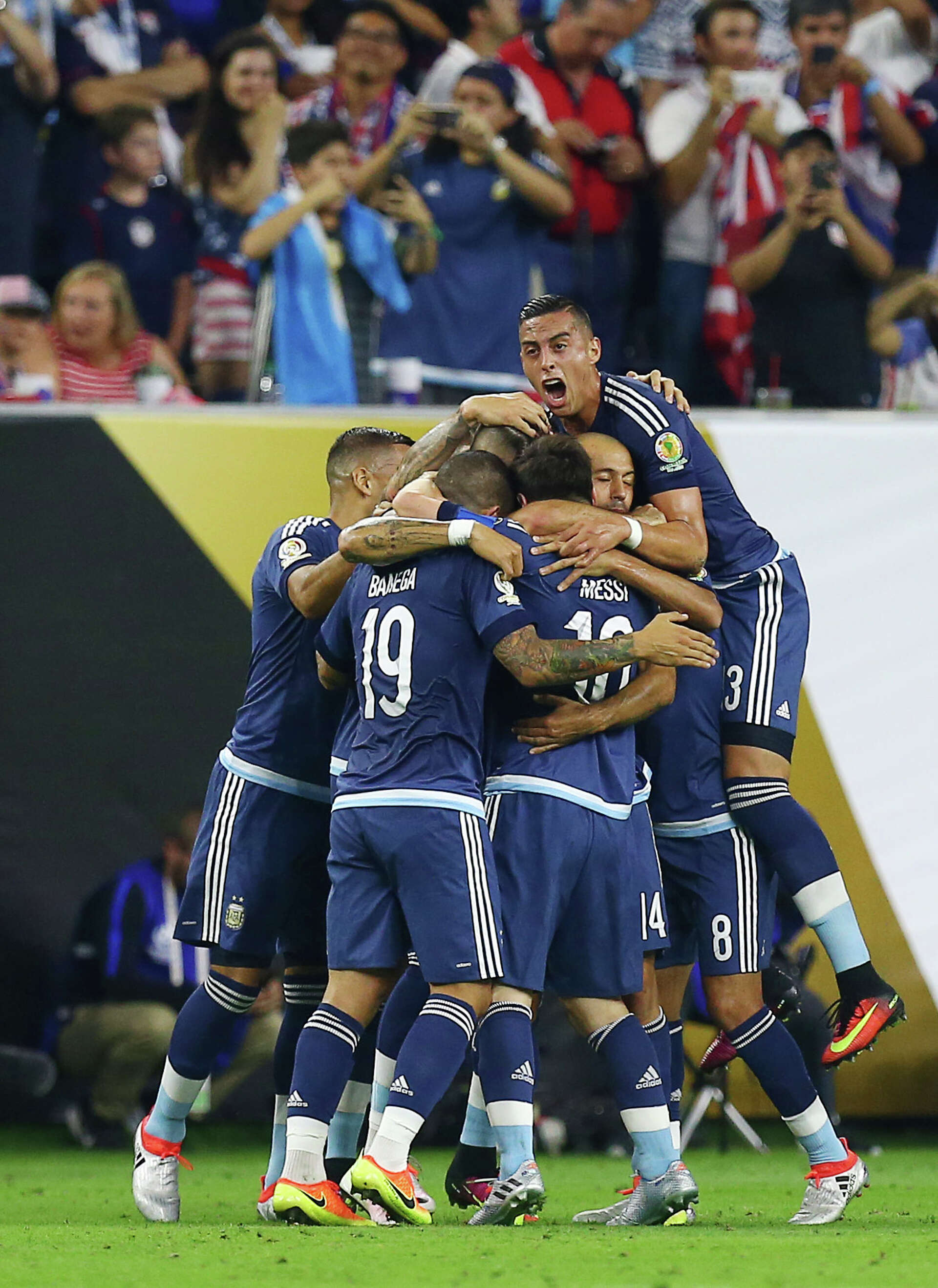 Lionel Messi dazzles as Argentina dominates USA in Copa America semi