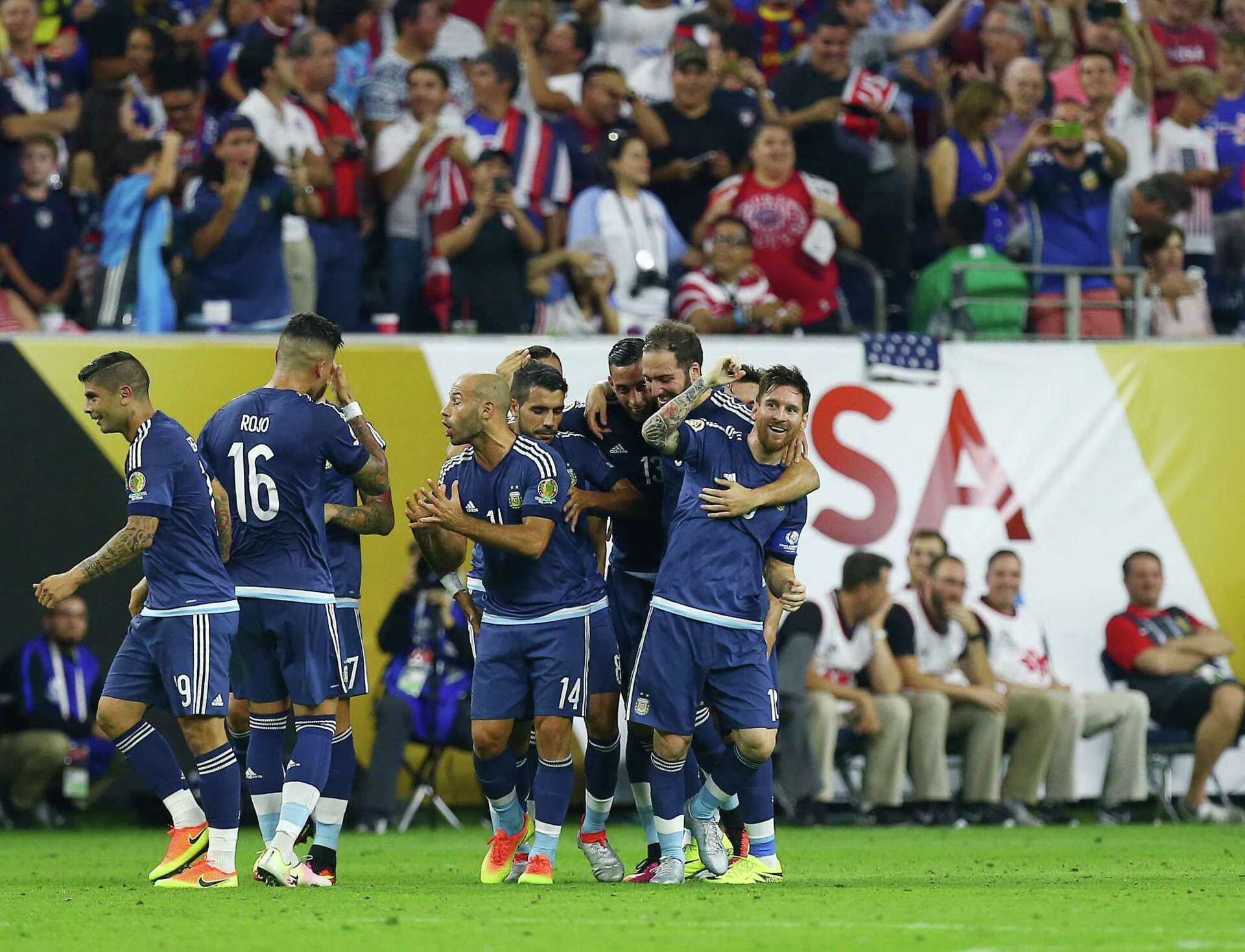 Lionel Messi dazzles as Argentina dominates USA in Copa America semi