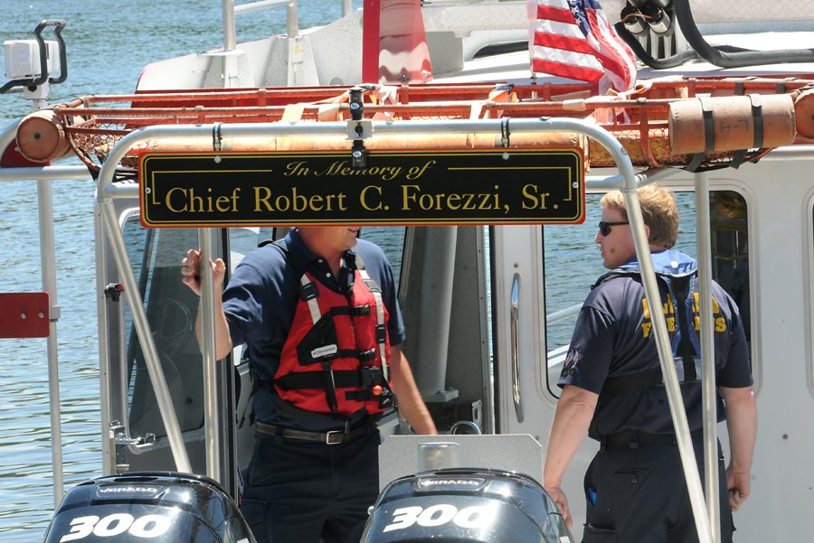 Boat memorial honors ex-Albany Fire Chief Forezzi
