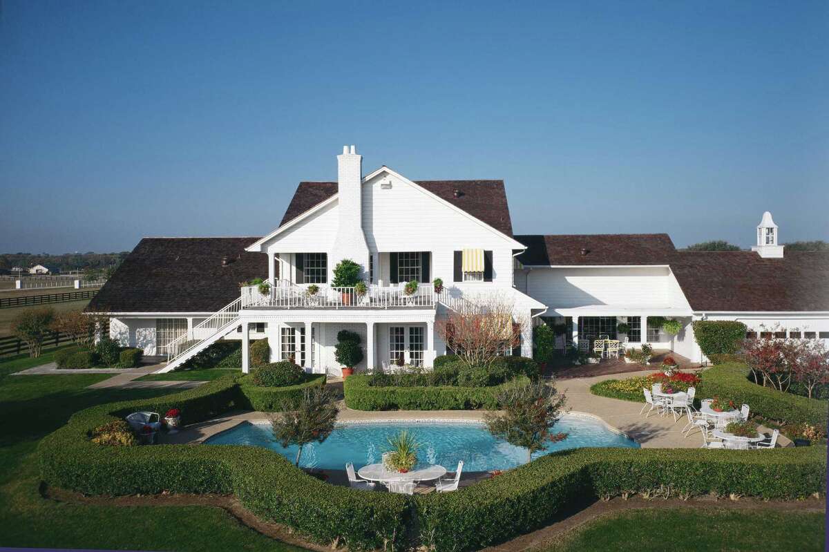 Dallas stands out as hot housing market