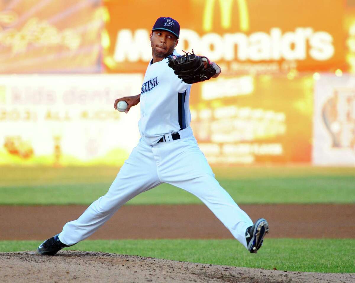 Bluefish win in 10 innings